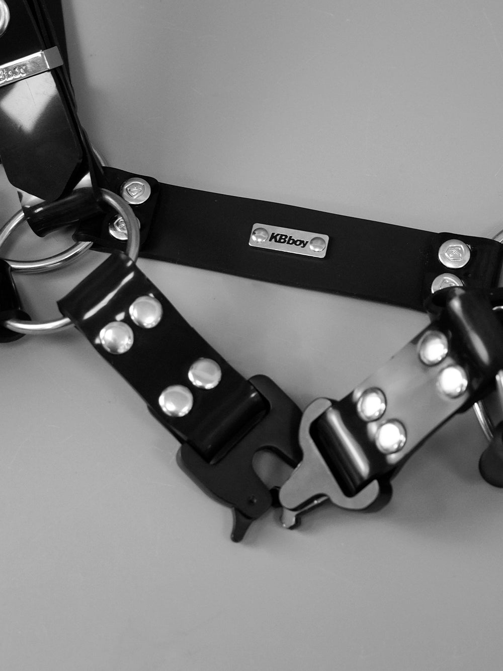 Tactical 25 Slim Silicone Chest Harness - KBboy